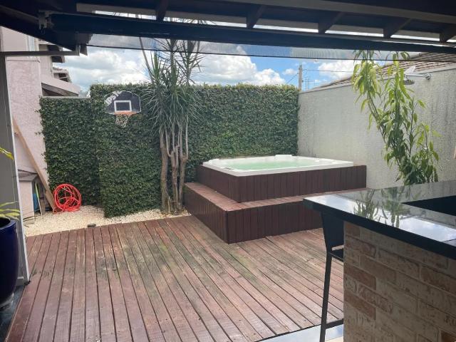 Sobrado em Prolongamento Vila Santa Cruz, Franca/SP de 145m² 3 quartos à venda por R$ 999.900,00