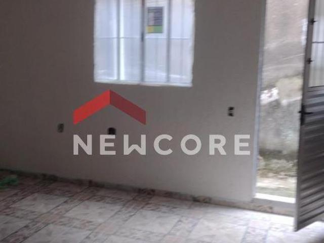 Sobrado em Rua Tereza Avena Vasques Jardim Nova Cidade Guarulhos/SP