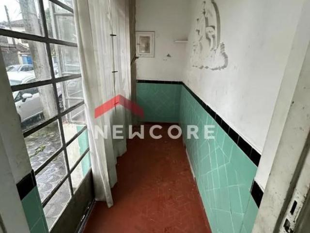 Sobrado em Rua Álvaro Pinto da Silva Novais Macuco Santos/SP