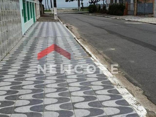 Sobrado em Rua Botões de Ouro Real Praia Grande/SP