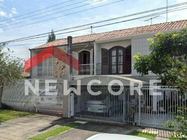 Sobrado em Rua Coronel Joaquim Lacerda Jardim das Américas Curitiba/PR