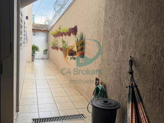 Sobrado em Rua em Jardim Santa Mena Guarulhos