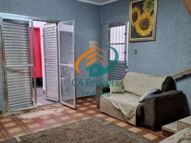 Sobrado em Rua em Jardim Tabatinga Guarulhos, SP