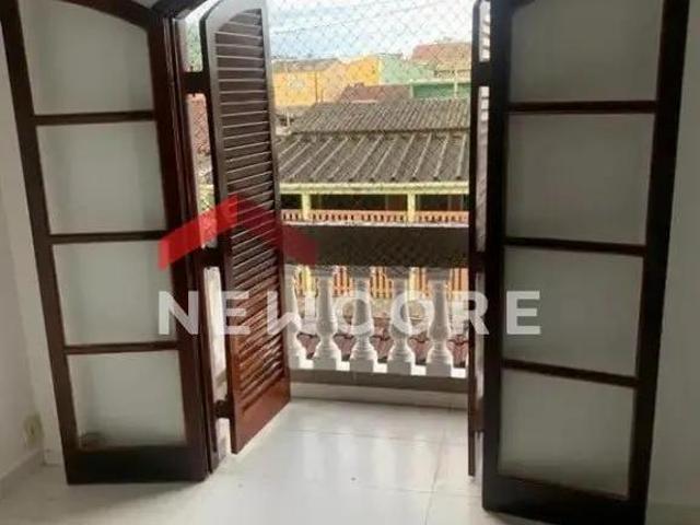 Sobrado em Rua Marcio Fonseca Teixeira Cidade Beira mar Mongaguá/SP