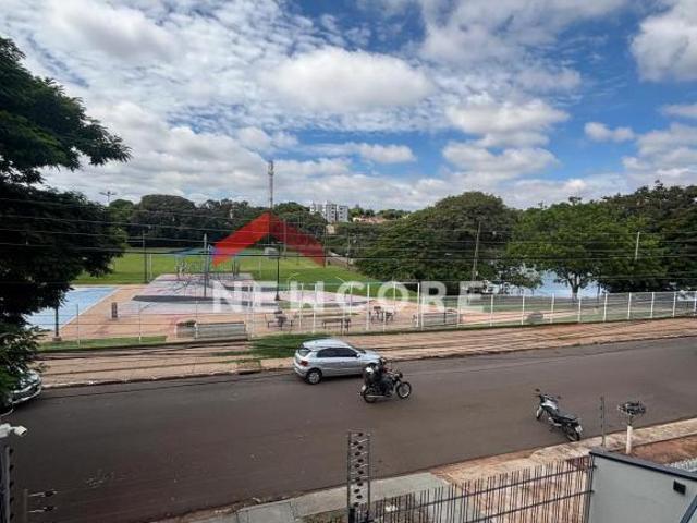 Sobrado em Rua Montevidéo Vila Morangueira Maringá/PR