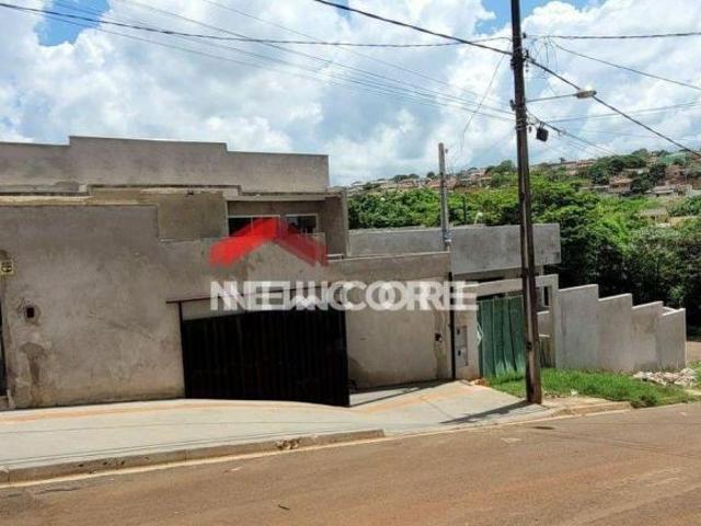 Sobrado em Rua Rodolfo Preto Jardim Colúmbia D Londrina/PR