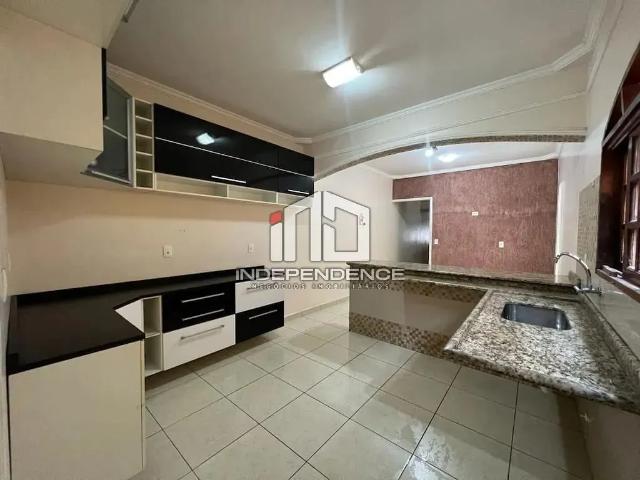 Sobrado em Residencial União, São José dos Campos/SP de 178m² 3 quartos à venda por R$ 619.000,00