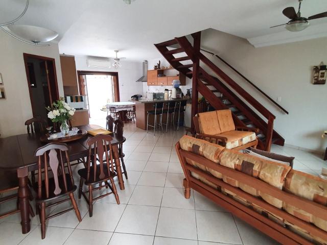 Sobrado em Riviera, Bertioga/SP de 170m² 3 quartos à venda por R$ 1.049.000,00
