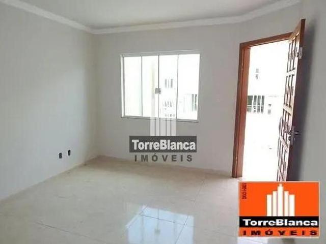 Sobrado em Ronda, Ponta Grossa/PR de 107m² 3 quartos à venda por R$ 450.000,00 ou para locação R$ 2