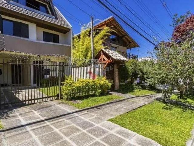 Sobrado em São Francisco, Curitiba/PR de 144m² 2 quartos à venda por R$ 990.000,00