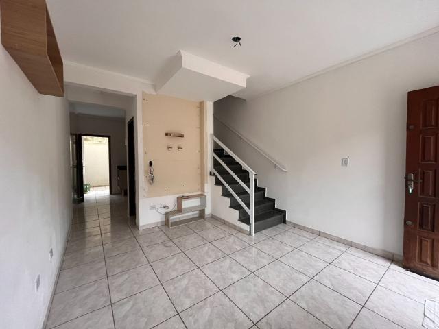 Sobrado em Samambaia, Praia Grande/SP de 78m² 2 quartos para locação R$ 1.900,00/mes