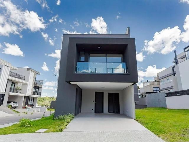 Sobrado em Santa Cândida, Curitiba/PR de 244m² 3 quartos à venda por R$ 1.489.000,00