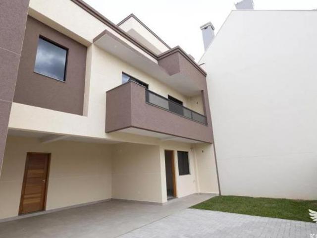 Sobrado em SANTA FELICIDADE com 147,31²