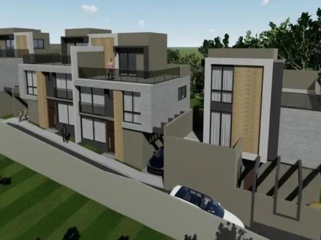 Sobrado em SANTA FELICIDADE com 164,44m²