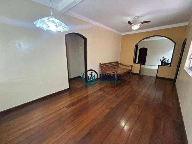 Sobrado em Santa Rosa, Niterói/RJ de 210m² 3 quartos à venda por R$ 839.000,00