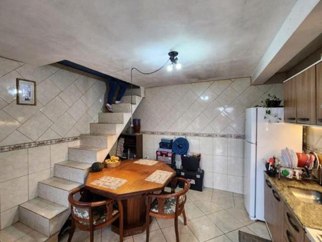 Sobrado em Santa Terezinha, Colombo/PR de 72m² 3 quartos à venda por R$ 278.000,00