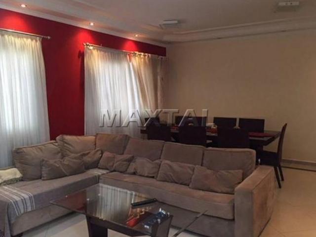 Sobrado em Santa Teresinha com 206m², 3 Dormitórios, 3 suíte, 5 banheiros e 5 vagas