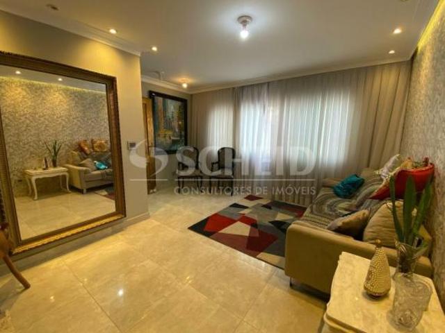 Sobrado em Saúde com 4 Quartos 2 vagas com 385m²
