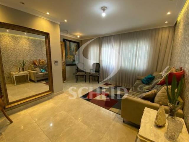 Sobrado em Saúde com 4 Quartos 2 vagas com 385m²