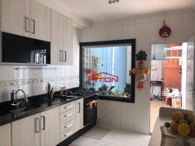Sobrado em Sé, São Paulo/SP de 180m² 3 quartos à venda por R$ 898.900,00
