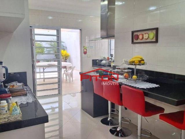 Sobrado em Sé, São Paulo/SP de 210m² 2 quartos à venda por R$ 847.900,00