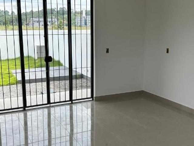 Sobrado em Sertão do Maruim, São José/SC de 125m² 3 quartos à venda por R$ 639.000,00
