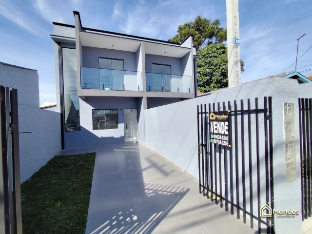 Sobrado em Sítio Cercado, Curitiba/PR de 100m² 3 quartos à venda por R$ 698.000,00