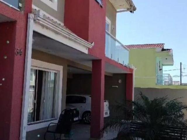 Sobrado em Sítio Cercado, Curitiba/PR de 245m² 4 quartos à venda por R$ 900.000,00