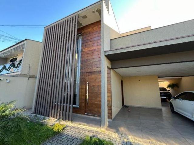 Sobrado em Sítio Cercado, Curitiba/PR de 251m² 3 quartos à venda por R$ 1.750.000,00