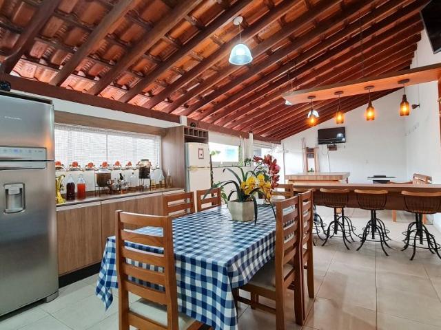 Sobrado em Sítio São José, Suzano/SP de 226m² 2 quartos à venda por R$ 699.000,00