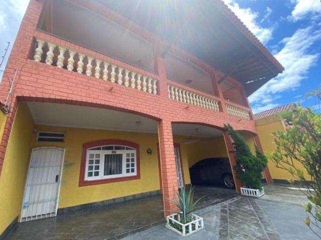 Sobrado em Solemar, Praia Grande/SP de 300m² 4 quartos à venda por R$ 900.000,00
