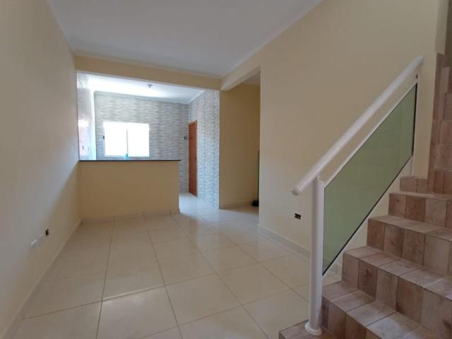 Sobrado em Tude Bastos Sítio do Campo, Praia Grande/SP de 52m² 2 quartos à venda por R$ 295.000,00 ou para locação R$ 2.200,00/mes