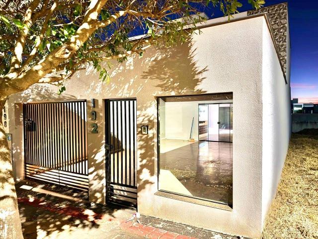 Sobrado em Terras de Santana II, Londrina/PR de 230m² 3 quartos à venda por R$ 1.259.900,00