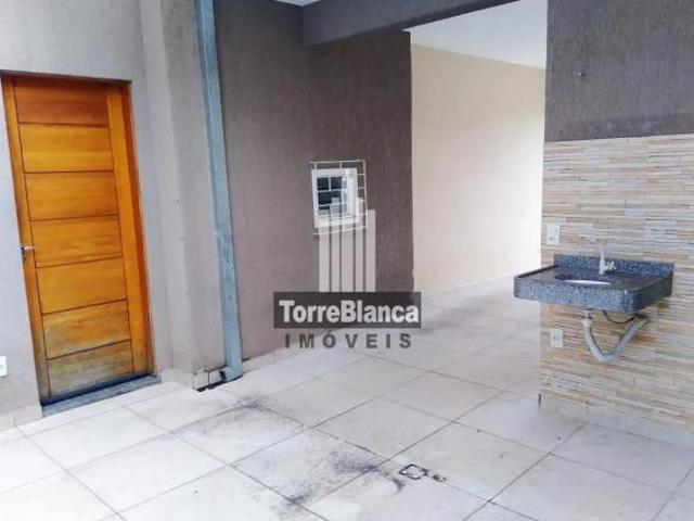 Sobrado em Uvaranas, Ponta Grossa/PR de 166m² 4 quartos à venda por R$ 699.000,00