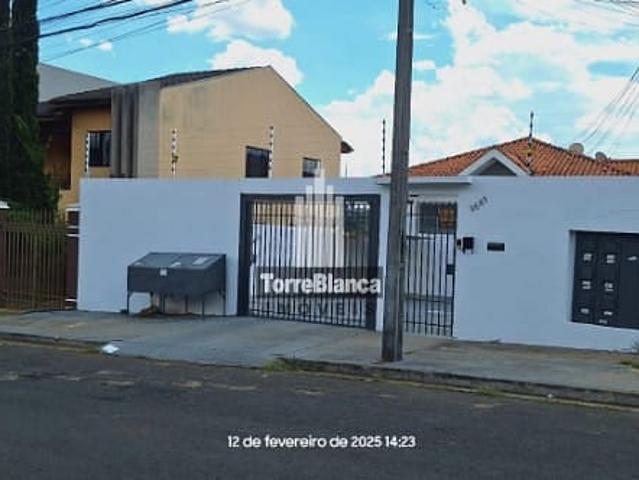 Sobrado em Uvaranas, Ponta Grossa/PR de 50m² 2 quartos à venda por R$ 219.000,00