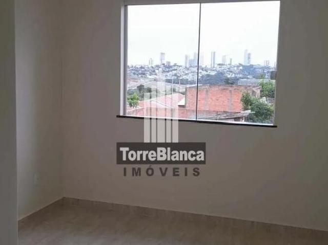 Sobrado em Uvaranas, Ponta Grossa/PR de 66m² 2 quartos à venda por R$ 330.000,00