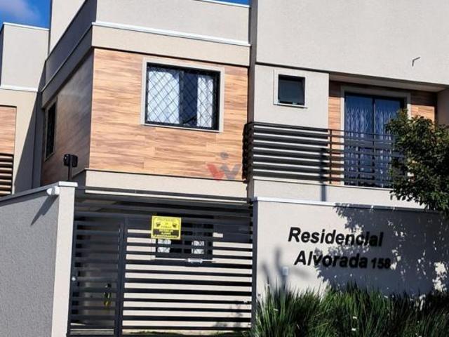 Sobrado em Uberaba, Curitiba/PR de 50m² 3 quartos à venda por R$ 649.000,00