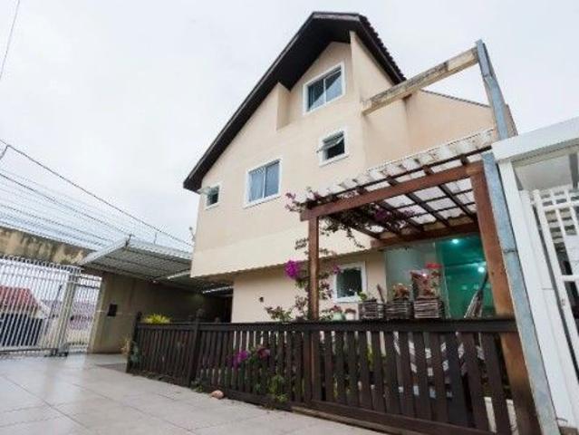 Sobrado em Uberaba, Curitiba/PR de 120m² 4 quartos à venda por R$ 589.000,00