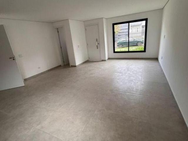 Sobrado em Uberaba, Curitiba/PR de 126m² 3 quartos à venda por R$ 750.000,00