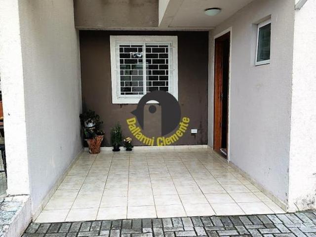 Sobrado em Uberaba, Curitiba/PR de 128m² 3 quartos à venda por R$ 550.000,00
