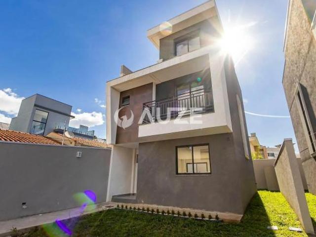 Sobrado em Uberaba, Curitiba/PR de 147m² 4 quartos à venda por R$ 790.000,00
