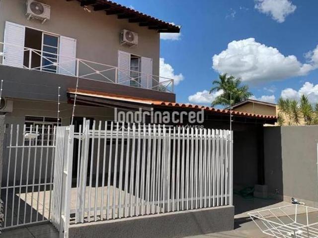 Sobrado em Vera Cruz, Londrina/PR de 115m² 3 quartos à venda por R$ 490.000,00