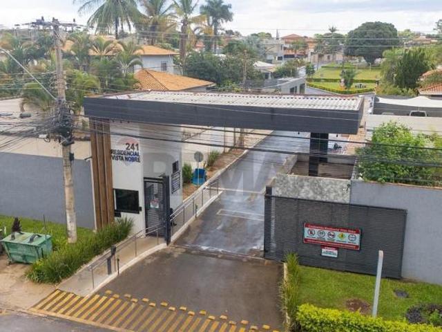 Sobrado em Vicente Pires | Rua 6 Condomínio Vista Nobre | 5 Suítes + Escritório | Lote de 758 m²