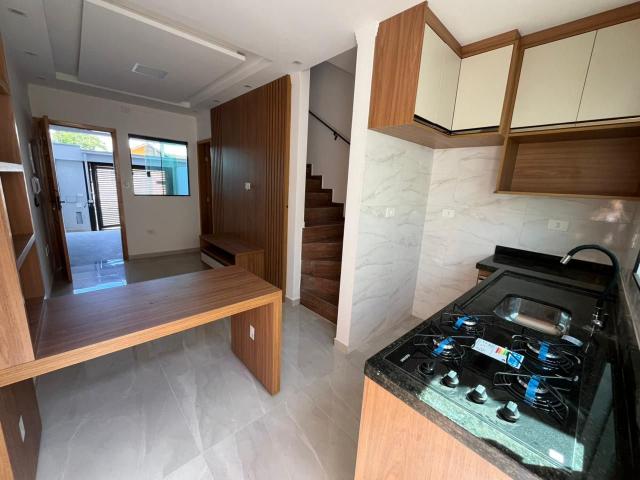 Sobrado em Vila Caiçara, Praia Grande/SP de 62m² 2 quartos à venda por R$ 429.900,00