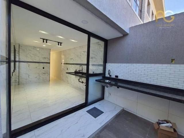 Sobrado em Vila Caiçara, Praia Grande/SP de 115m² 2 quartos à venda por R$ 650.000,00