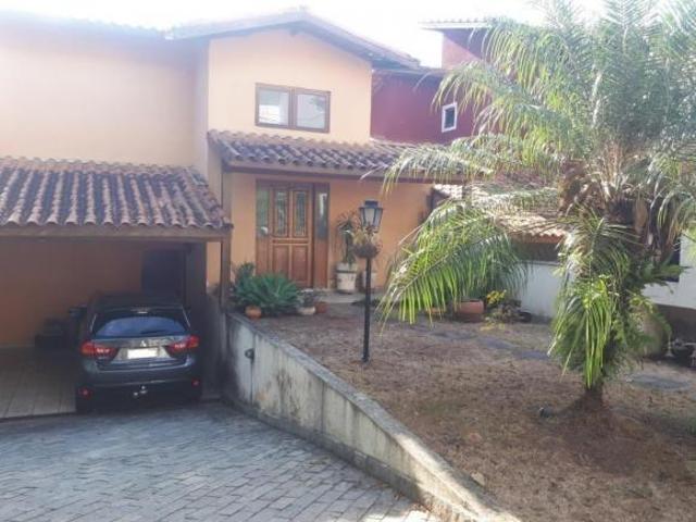 Sobrado em Vila Caldas, Carapicuíba/SP de 300m² 3 quartos à venda por R$ 1.200.000,00