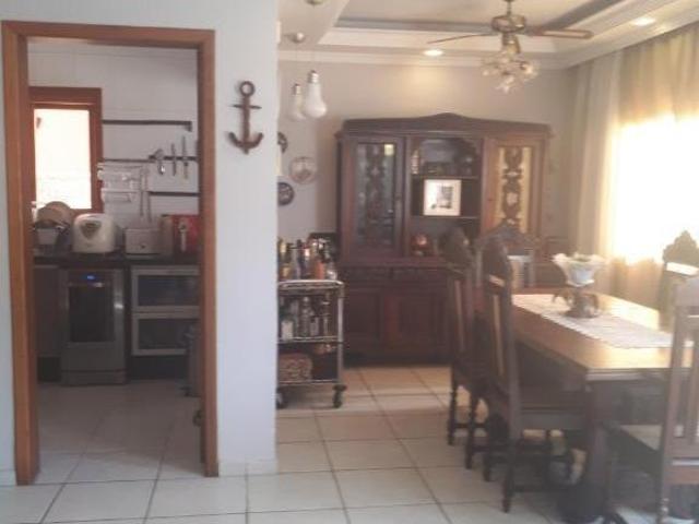 Sobrado em Vila Caldas, Carapicuíba/SP de 300m² 3 quartos à venda por R$ 1.200.000,00