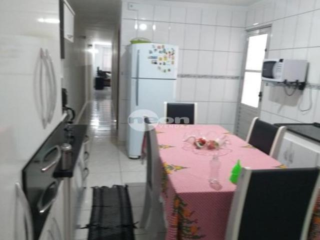 Sobrado em Vila Camilópolis à Venda