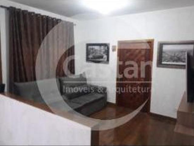 Sobrado em Vila Carlos de Campos