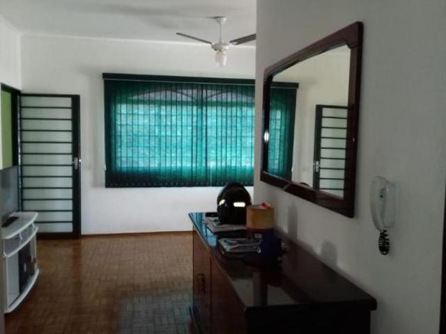 Sobrado em Vila Carvalho, Araçatuba/SP de 250m² 1 quartos à venda por R$ 750.000,00